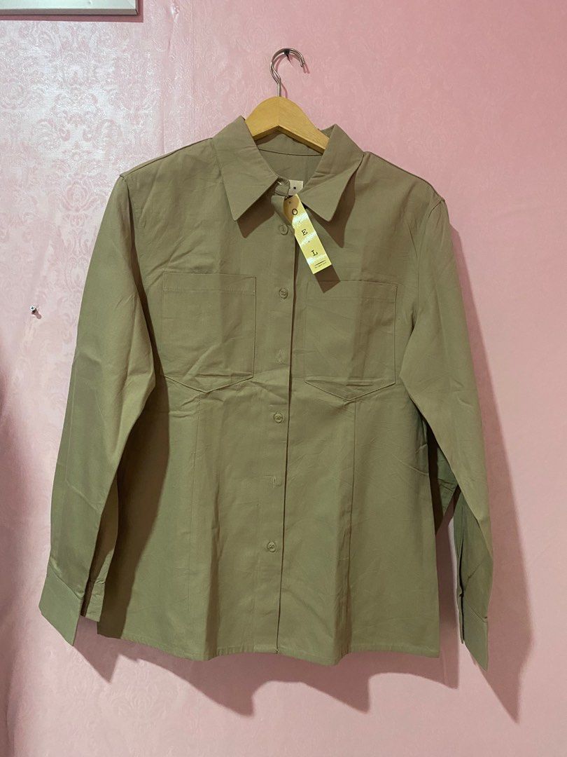 Kemeja hijau army muda, Fesyen Wanita, Pakaian Wanita, Atasan di Carousell