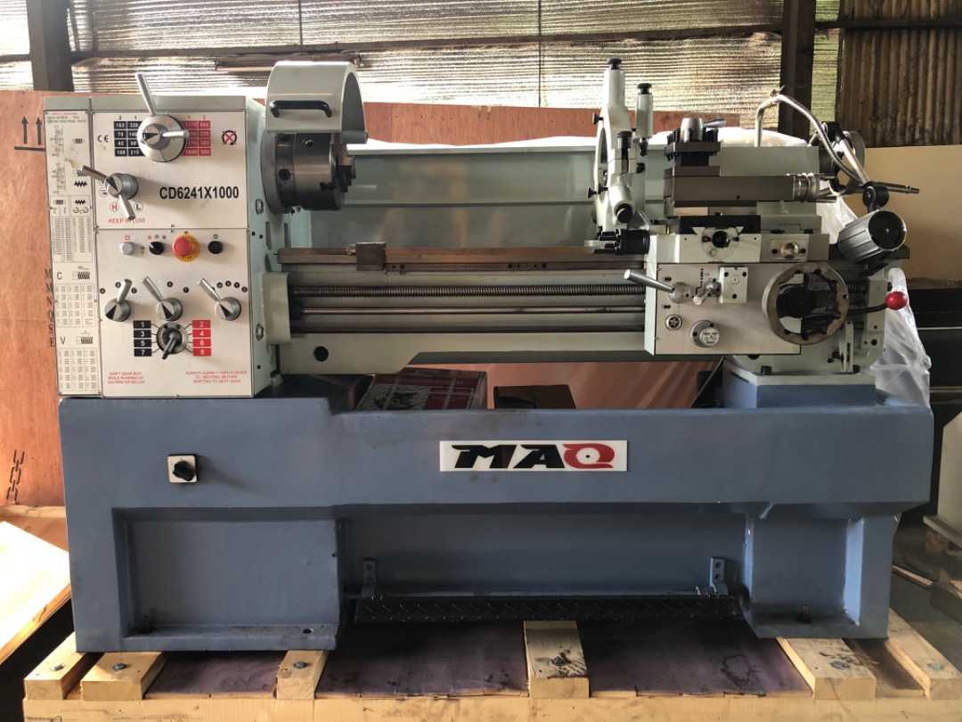 MAQ LATHE MACHINE MODEL: CD6241x1000, Commercial & Industrial ...