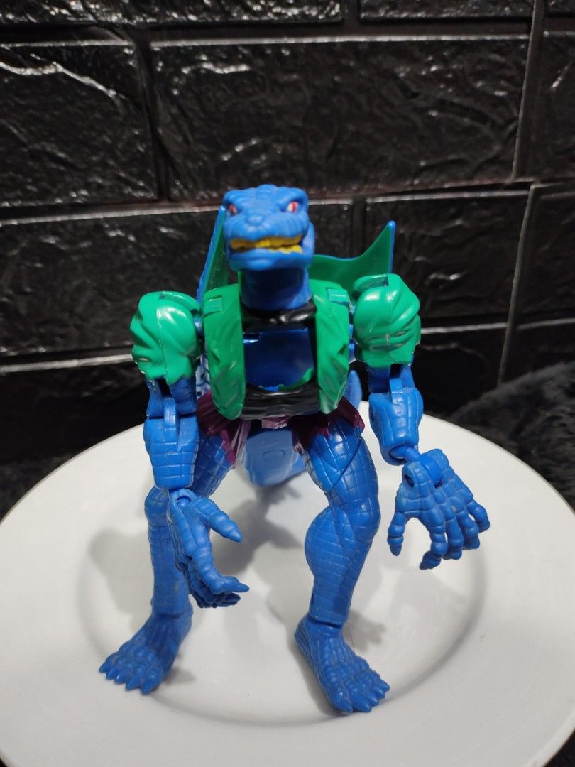 Marvel Spider-man Shape Shifters Lizard Transforms To Mutant Alligator ...