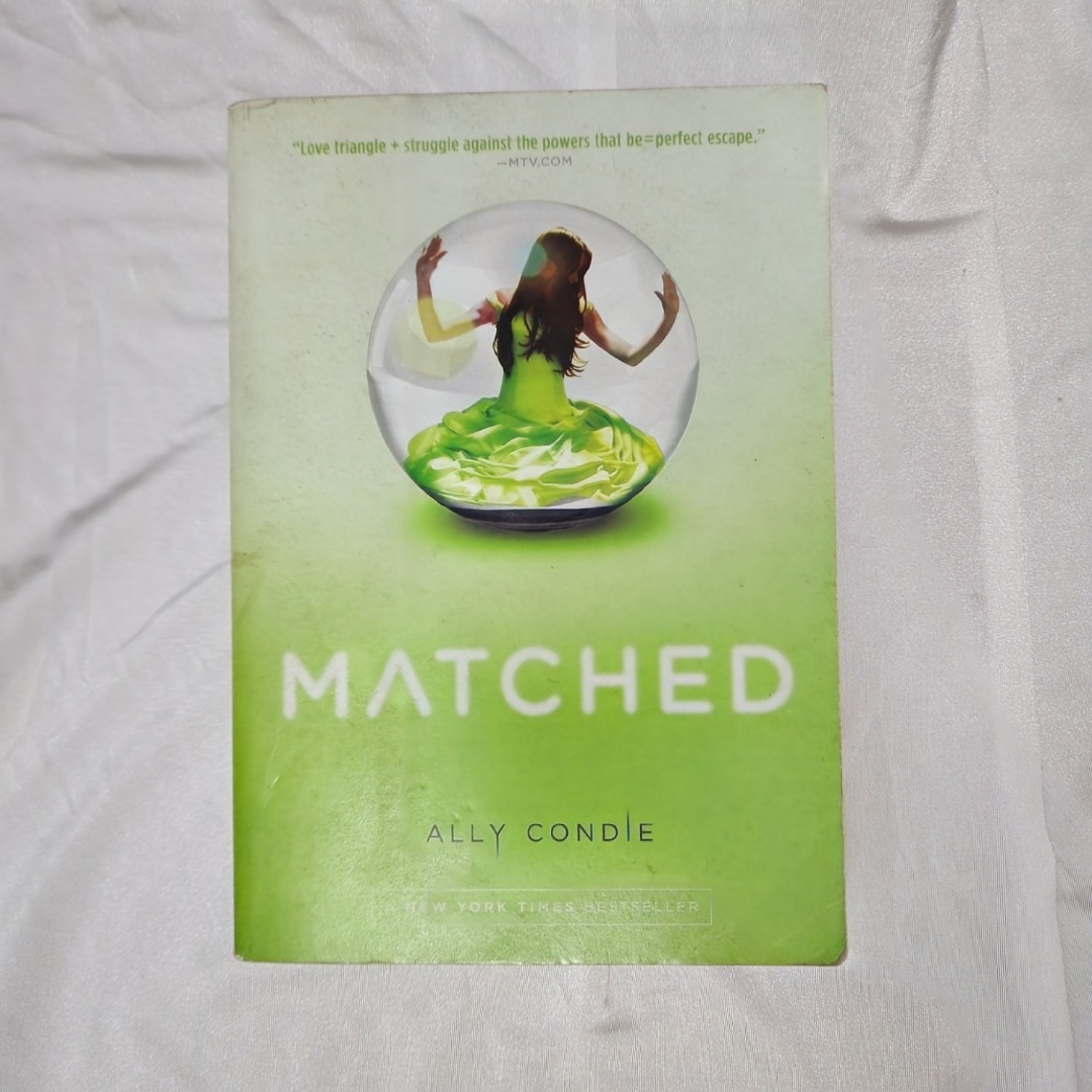 Matched by Ally Condie, Hobbies & Toys, Books & Magazines, Fiction ...