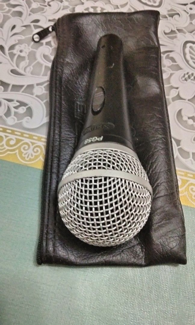Mic shure pg58 original, Audio, Microphones on Carousell