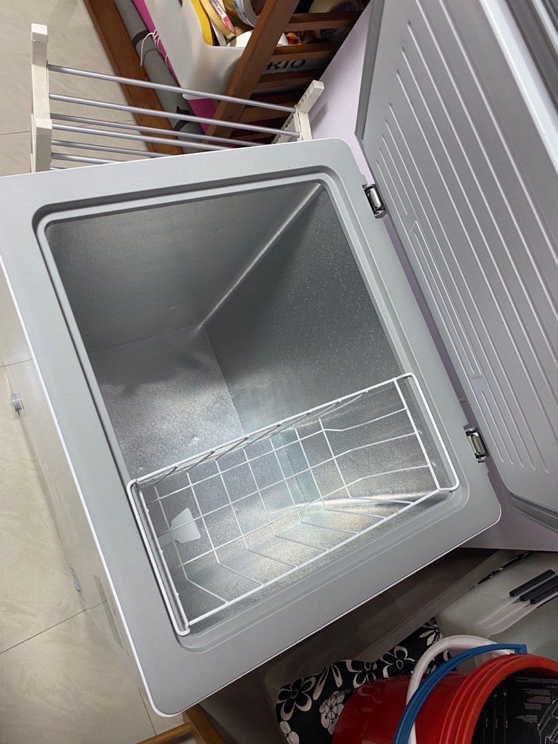 Midea Chest Freezer 142L, TV & Home Appliances, Kitchen Appliances ...