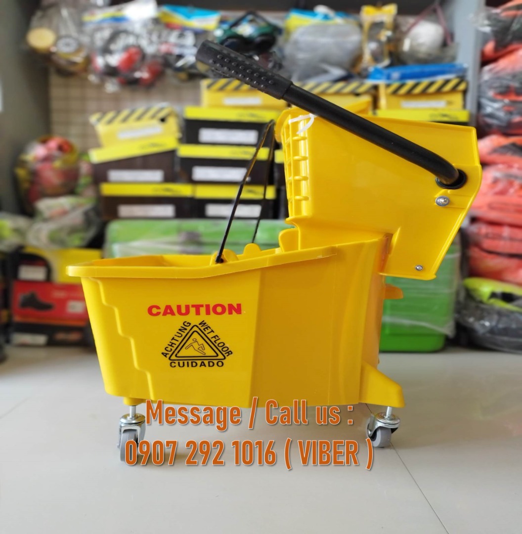 Mop squeezer 985, Commercial & Industrial, Construction Tools ...