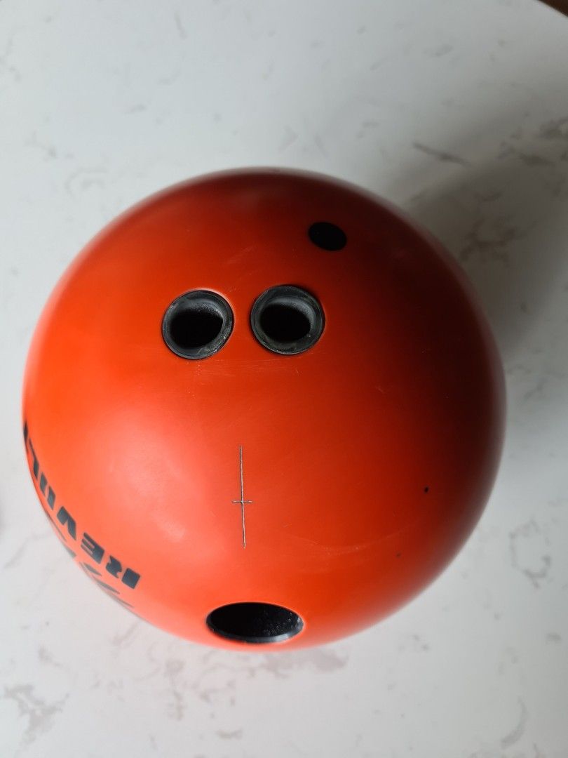 Lightly Used 15lb Motiv Revolt Uprising Limited Edition Bowling Ball ...