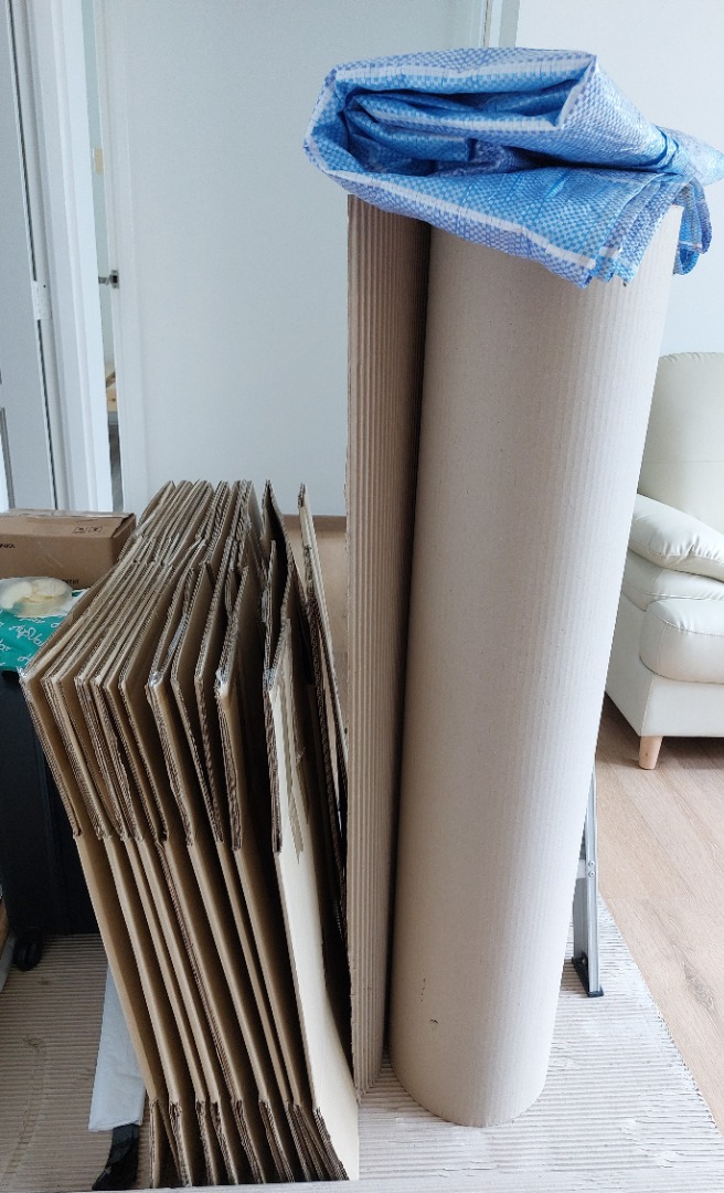 Moving carton boxes, canvas sheet and corrugated roll, Furniture & Home ...