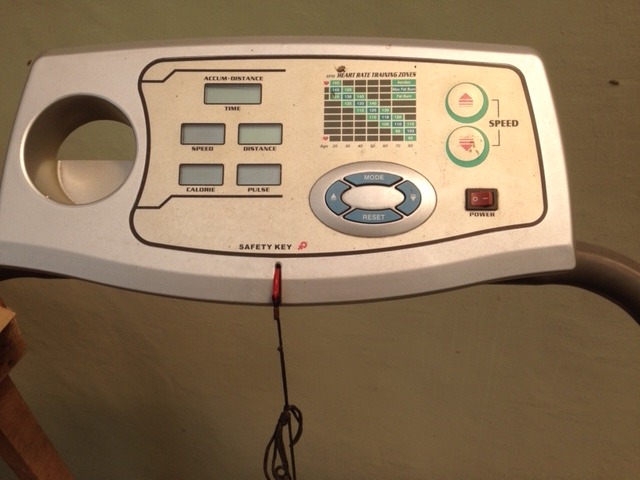 MTM 4500 Motorized Threadmill, Sports Equipment, Exercise & Fitness ...