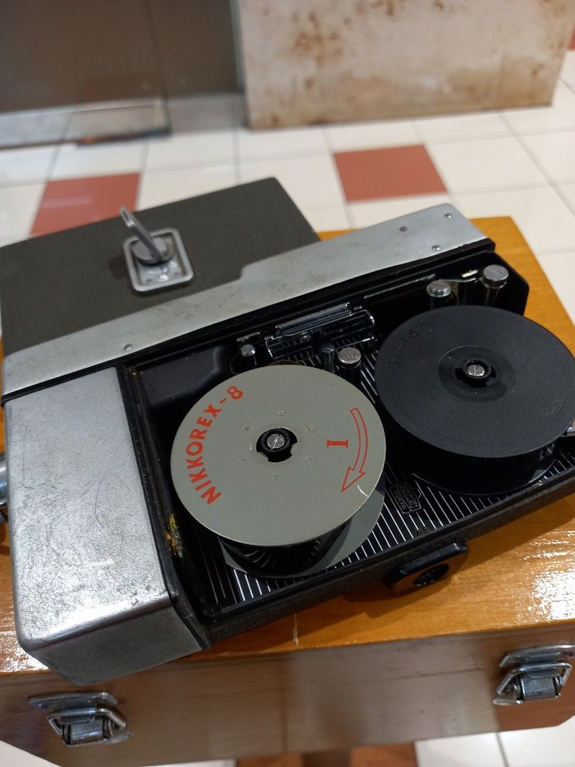 Nikkorex 8F 8MM Movie Camera Nikon Kogaku, Photography, Cameras on ...