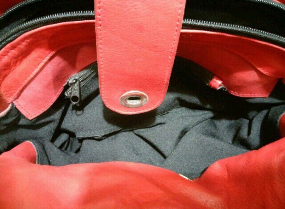 Original Red Vedasto Leather Ladies' Shoulder Bag, Women's Fashion ...