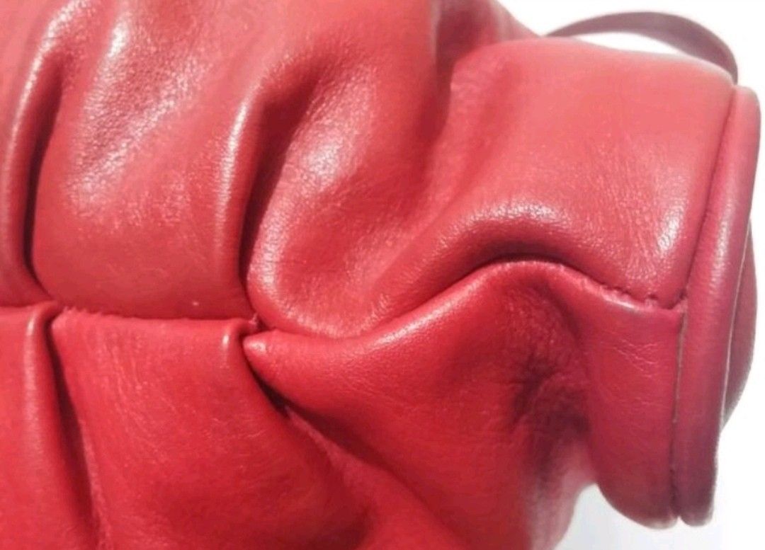 Original Red Vedasto Leather Ladies' Shoulder Bag, Women's Fashion ...