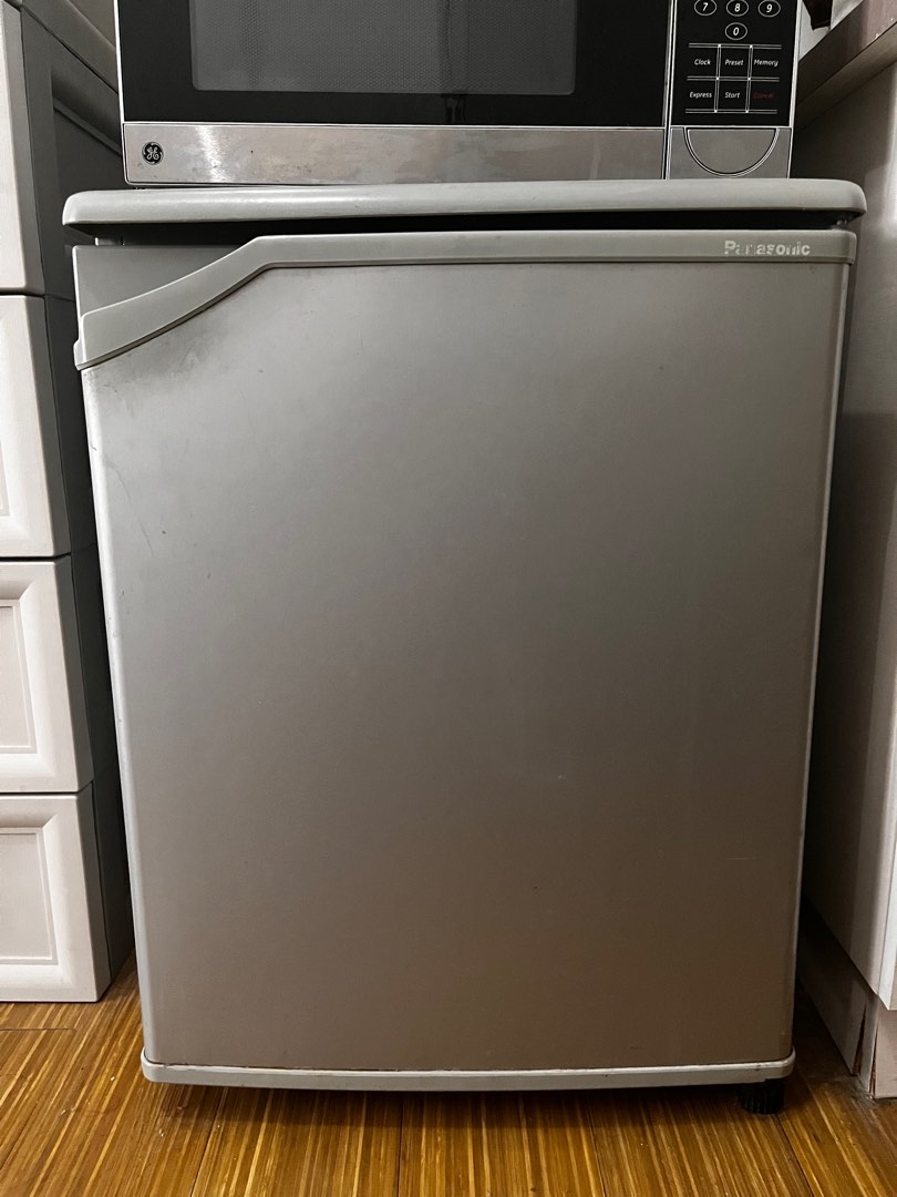 Panasonic Personal Refrigerator 3cuft, TV & Home Appliances, Kitchen ...