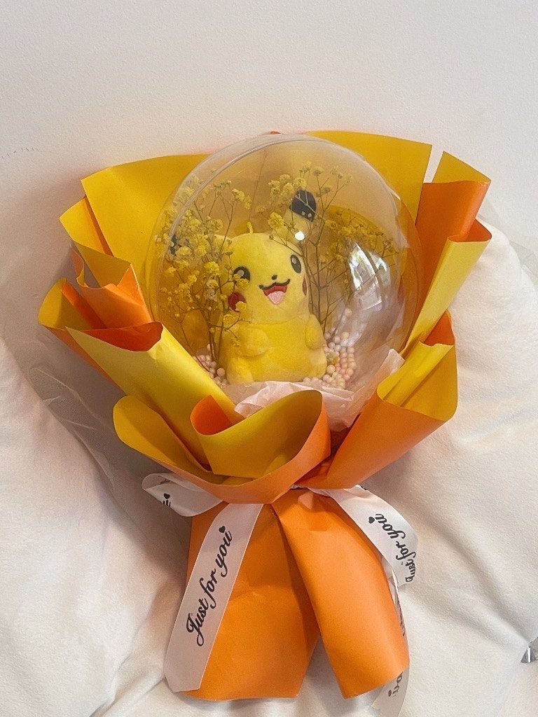 Pikachu Preserved Flower Bouquets, Hobbies & Toys, Stationery & Craft ...