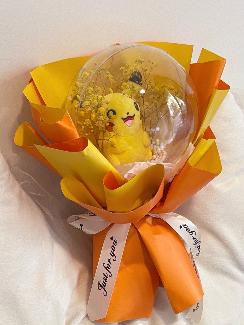 Pikachu Preserved Flower Bouquets, Hobbies & Toys, Stationery & Craft ...
