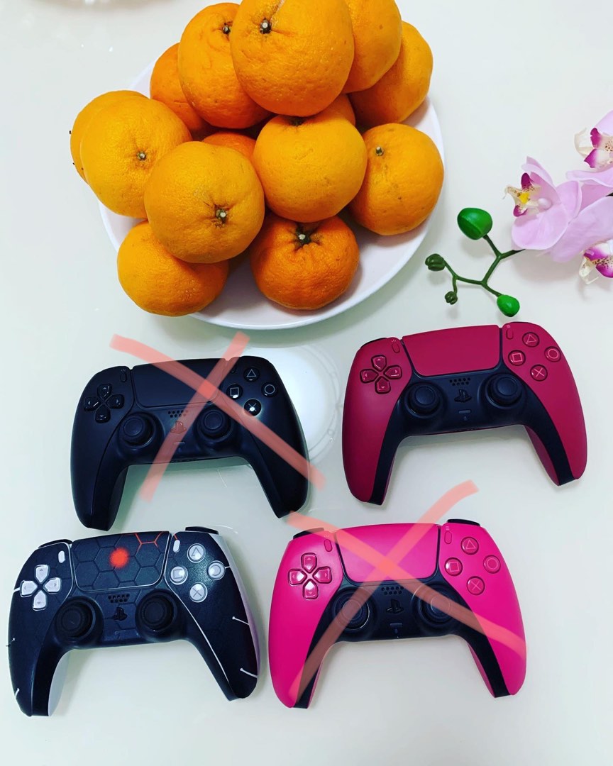 PS5 DualSense Wireless Controller (White/Black/Red/Pink/Cosmic Grey ...