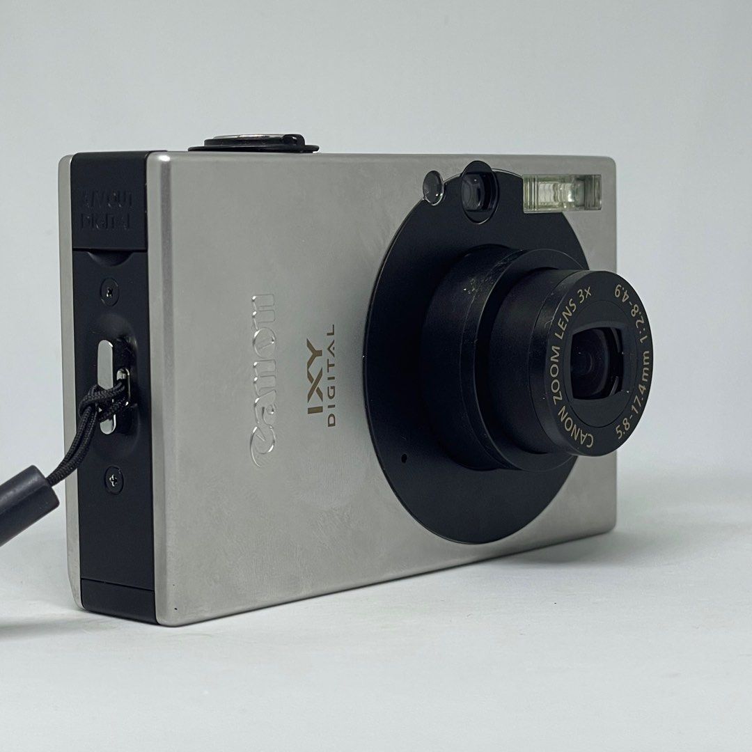 RARE & VINTAGE VIBE DIGICAM CANON IXY 10, Photography, Cameras on Carousell
