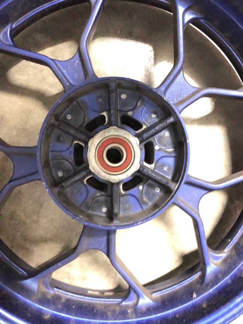 Rim Yamaha R25, Motorbikes on Carousell