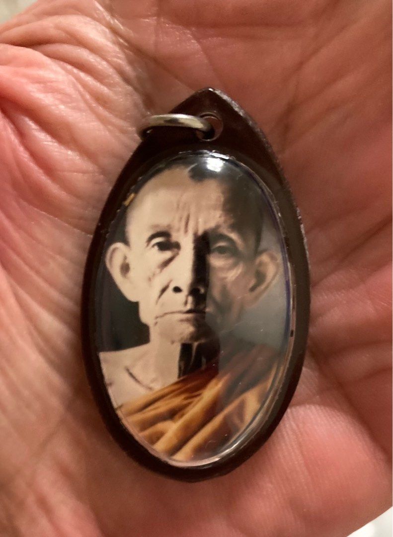 Roop Tai LP Kuay Wat Kositaram, Hobbies & Toys, Memorabilia ...