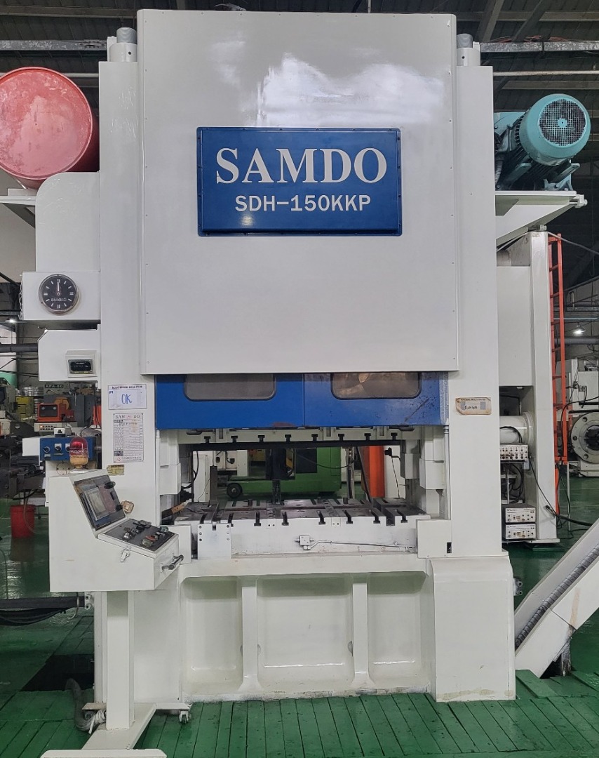 Samdo Press Machine 150 Ton, Commercial & Industrial, Industrial ...