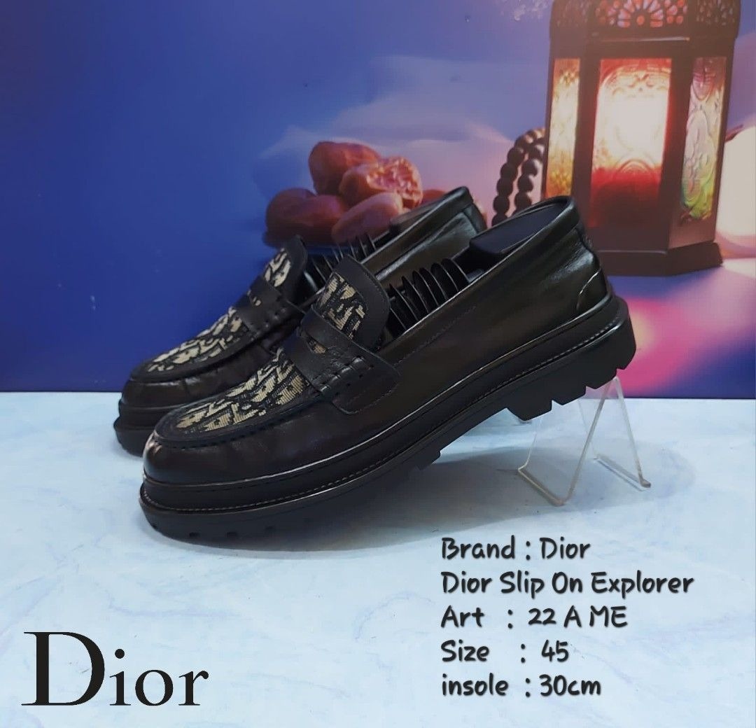 Sepatu Dior Slip On 22 A ME Explorer Size 45, Fesyen Pria, Sepatu ...