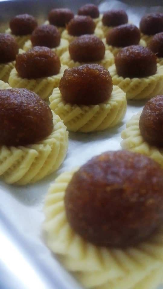 Tart Sepit Premium Inti Homemade, Food & Drinks, Homemade Bakes on ...