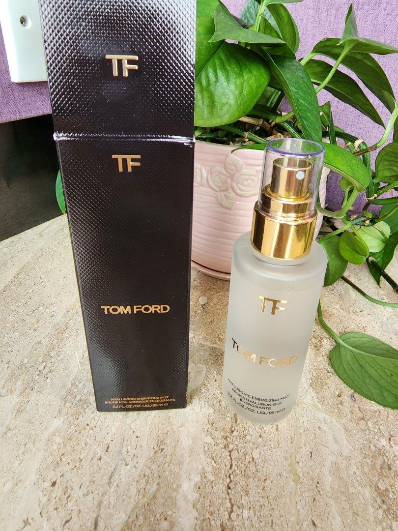 Tom Ford Hyaluronic energizing mist, 美容＆化妝品, 健康及美容 - 皮膚護理, 面部 - 面部護理 - Carousell