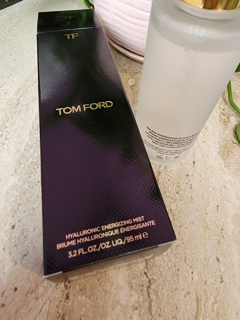 Tom Ford Hyaluronic energizing mist, 美容＆化妝品, 健康及美容 - 皮膚護理, 面部 - 面部護理 - Carousell