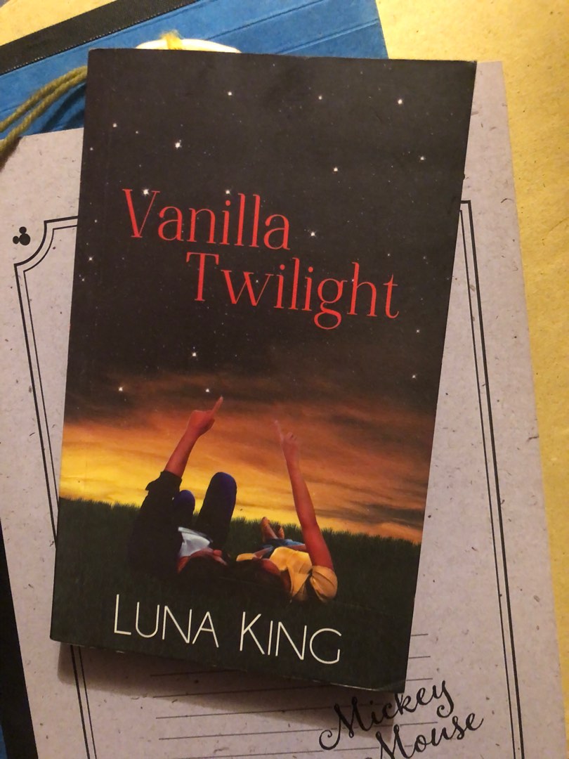Vanilla Twilight, Hobbies & Toys, Books & Magazines, Fiction & Non ...
