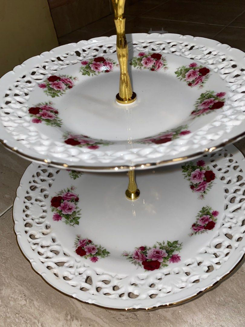 Vantage 2 tier plate, Furniture & Home Living, Kitchenware & Tableware ...
