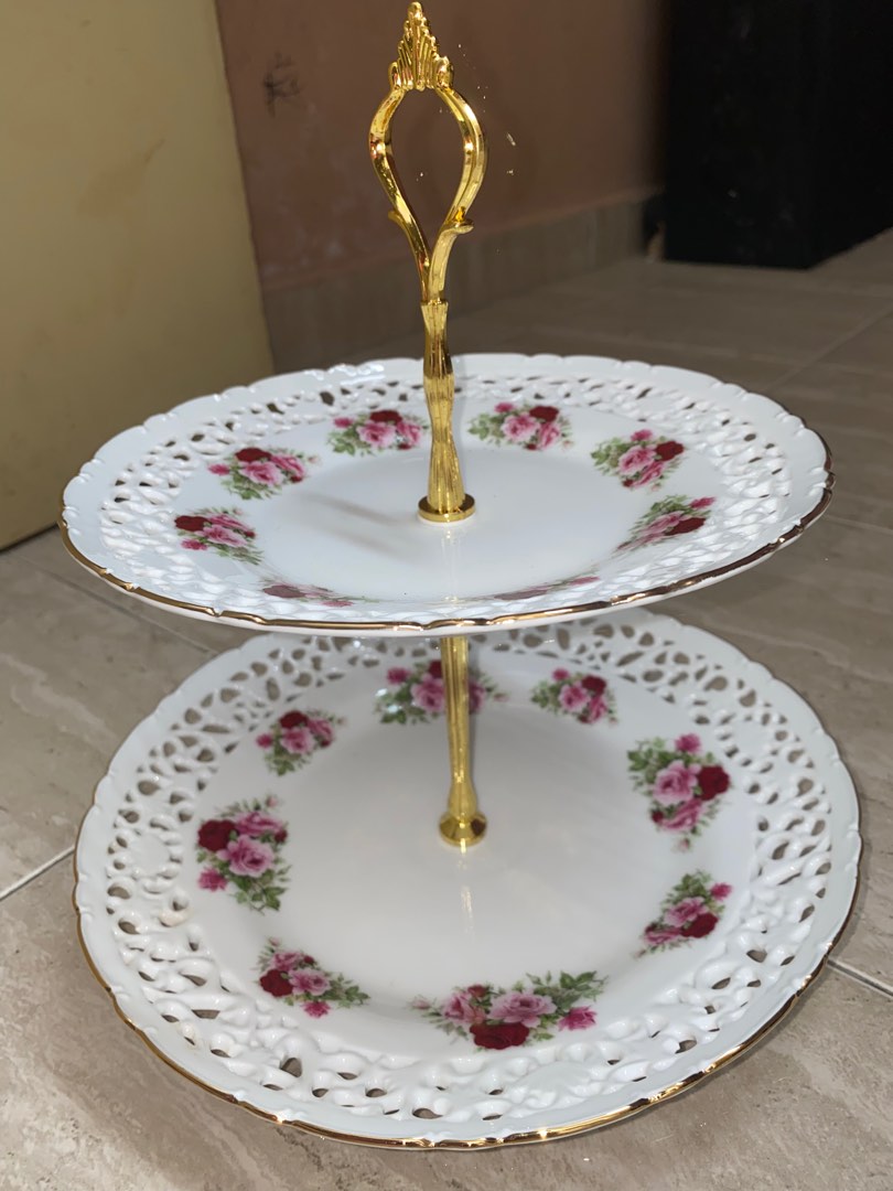 Vantage 2 tier plate, Furniture & Home Living, Kitchenware & Tableware ...