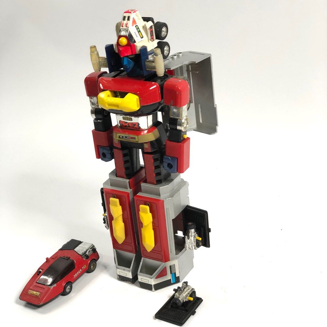 Vintage Daimos Japan Die cast Metal Robot with Daimos Car, Hobbies ...