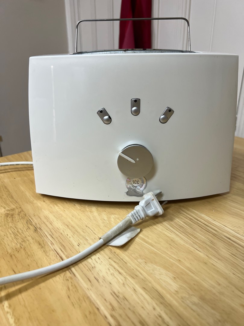 WESTINGHOUSE BREAD TOASTER, Furniture & Home Living, Kitchenware ...