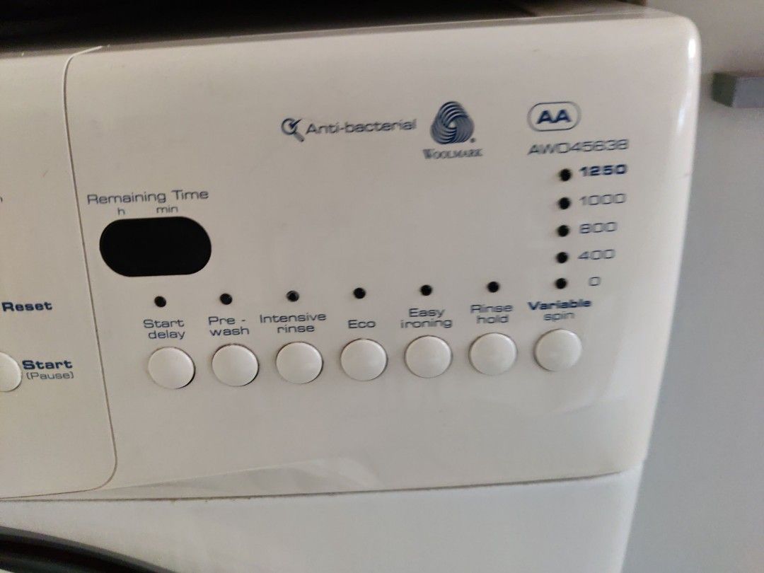 Whirlpool washing machine, TV & Home Appliances, Washing Machines and ...