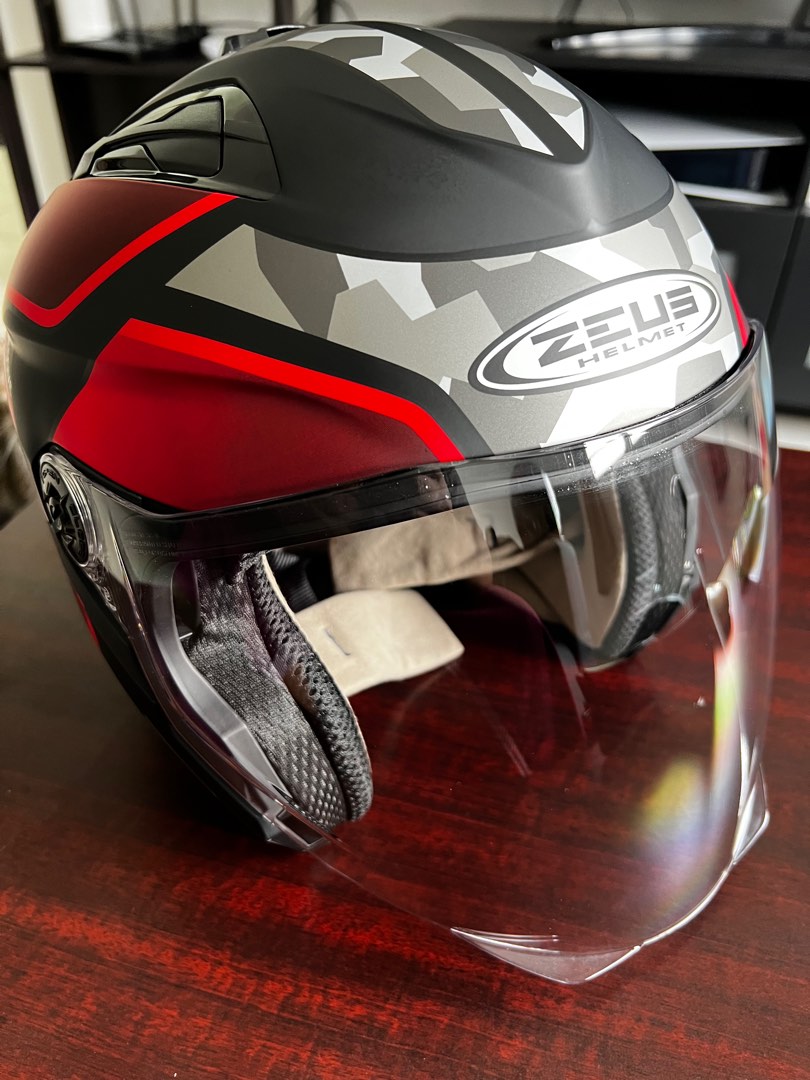 Zeus Helmet GJ 613, Motorbikes on Carousell