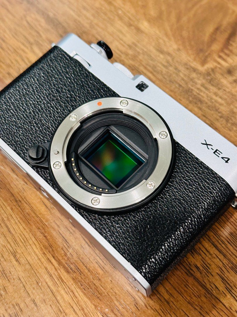 富士 Fujifilm X-E4 Kit with Hand Grip MHG-XE4 原裝手柄套裝 xe4 銀色, 攝影器材, 相機 ...