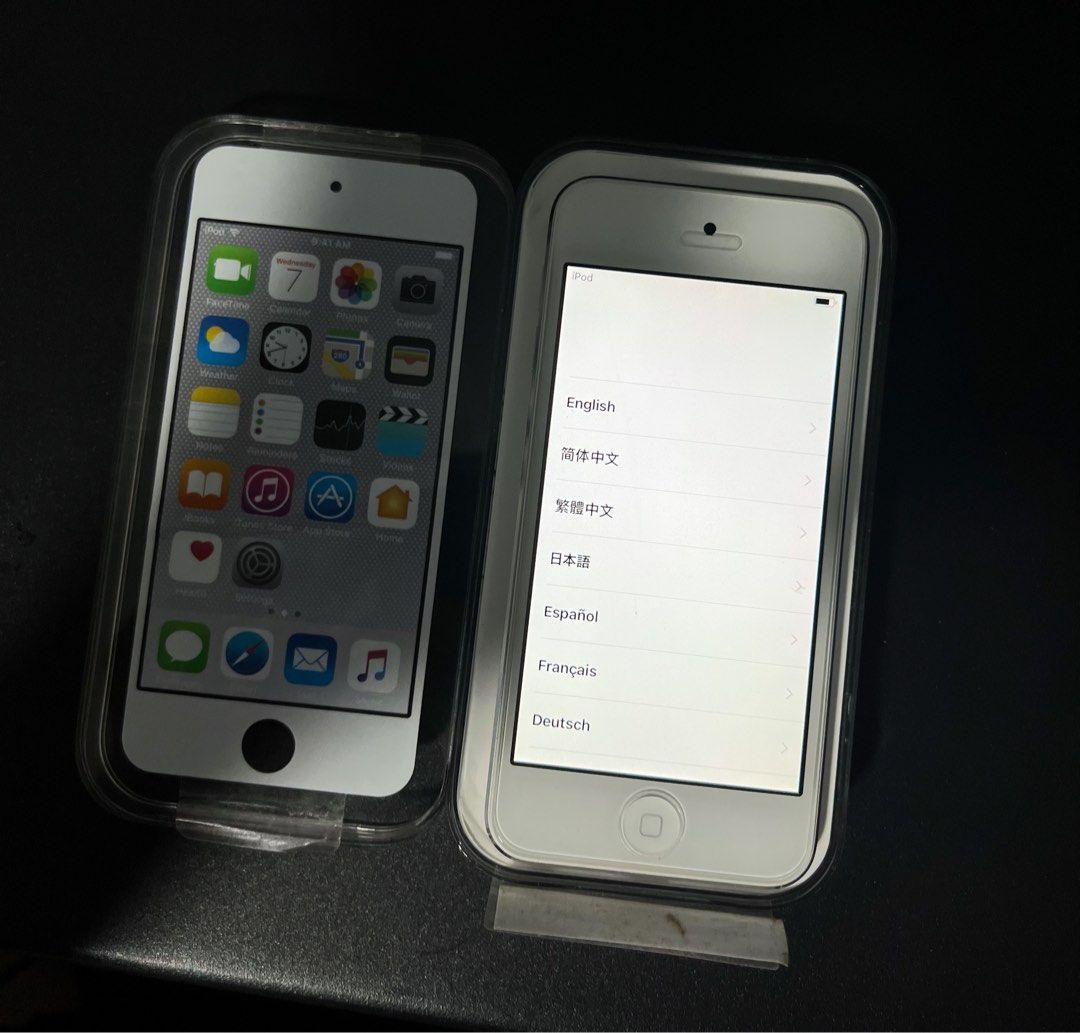 Apple iPod Touch music player, Mobile Phones & Gadgets, Mobile Phones ...