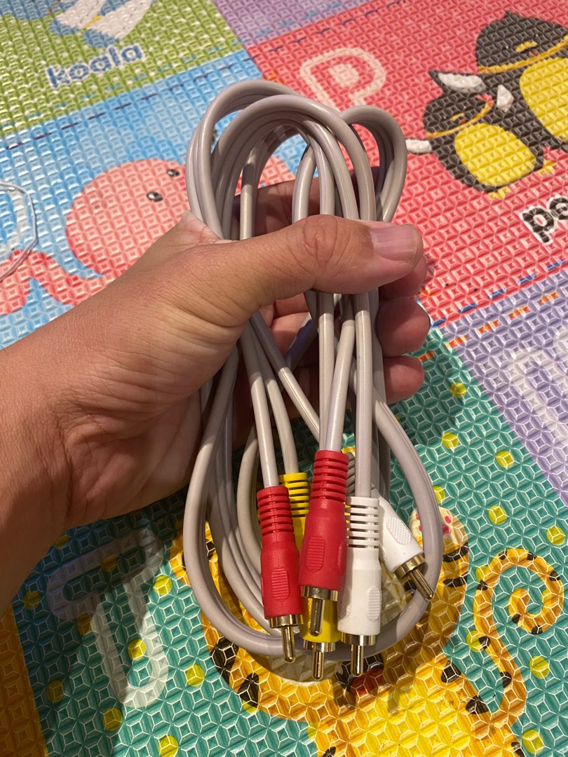 Audio Video Cable 1.6m 3 RCA to 3 RCA, Computers & Tech, Parts ...