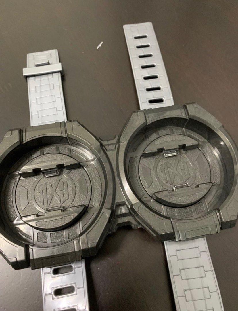 Bandai DX Kamen Rider Zio Ridewatch Holder, Hobbies & Toys, Toys ...