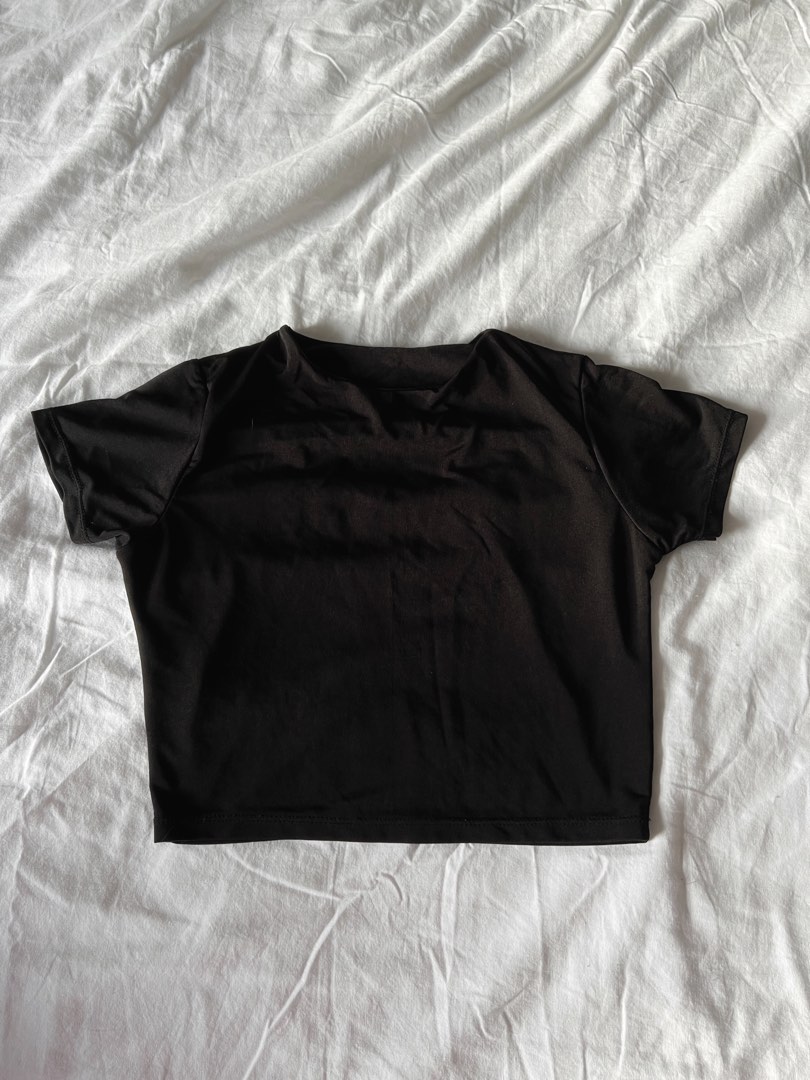 Basic Black Top, Women's Fashion, Tops, Blouses on Carousell