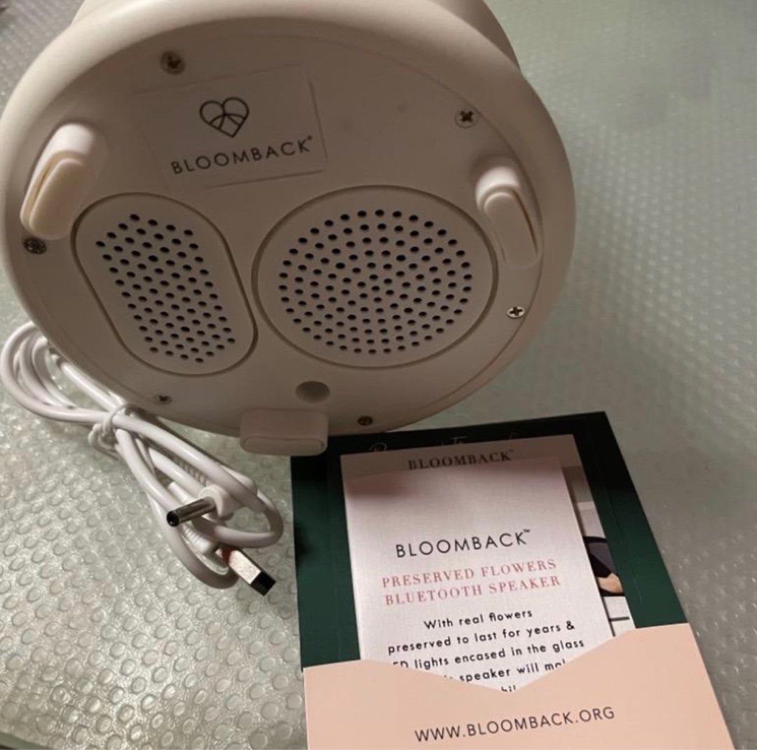 Bloomback LED & Bluetooth Speaker, Audio, Soundbars, Speakers & Amplifiers on Carousell