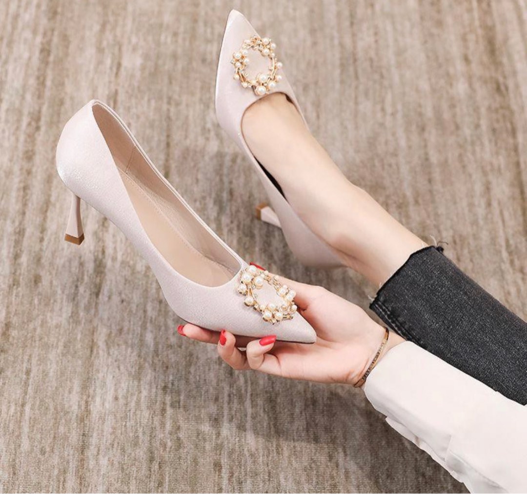 BRIDE SHOE. ( APRICOT), Women's Fashion, Footwear, Heels on Carousell
