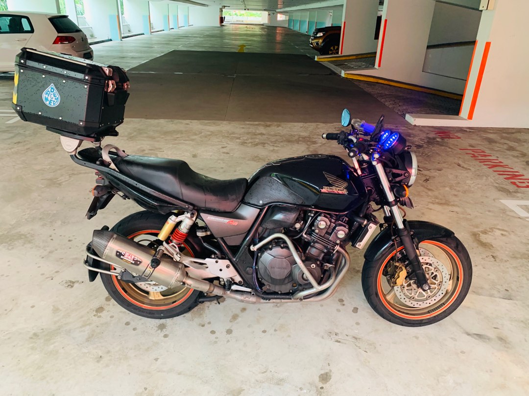 Cb400 Revo, Motorcycles, Motorcycles for Sale, Class 2A on Carousell