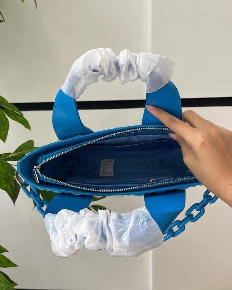 Charles and keith Iva textured bag, Women's Fashion, Bags & Wallets ...