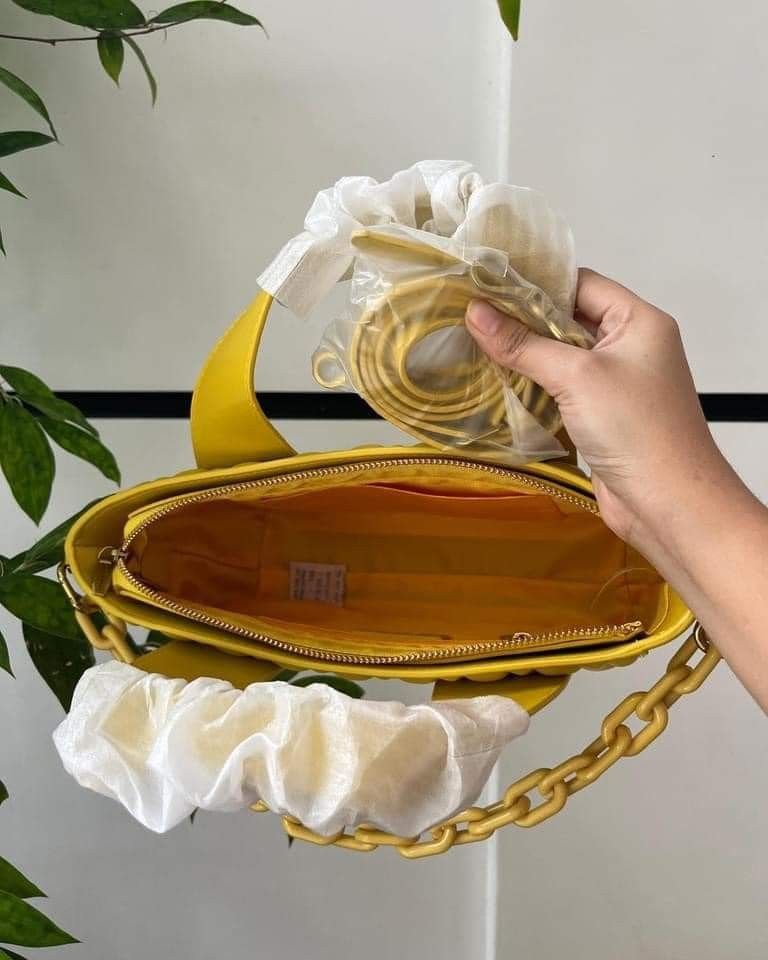 Charles and keith Iva textured bag, Women's Fashion, Bags & Wallets ...