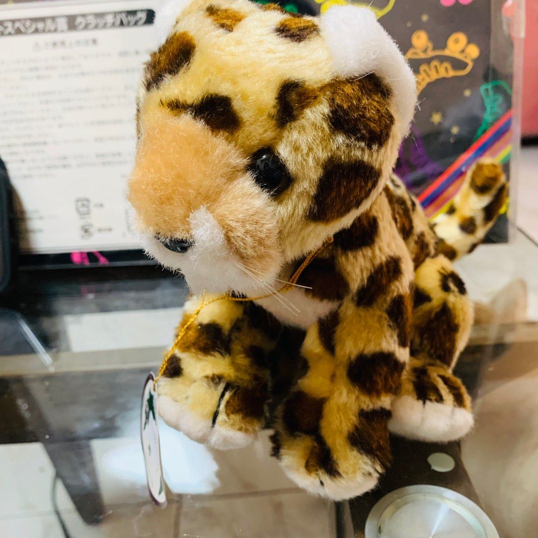 Cheetah plush stuffed toy, Hobbies & Toys, Toys & Games on Carousell