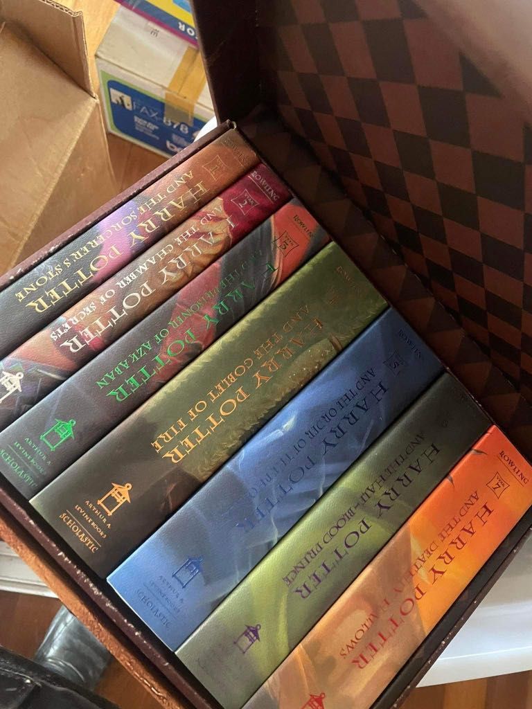 Complete Harry Potter Treasure Chest Book Set, Hobbies & Toys, Books ...