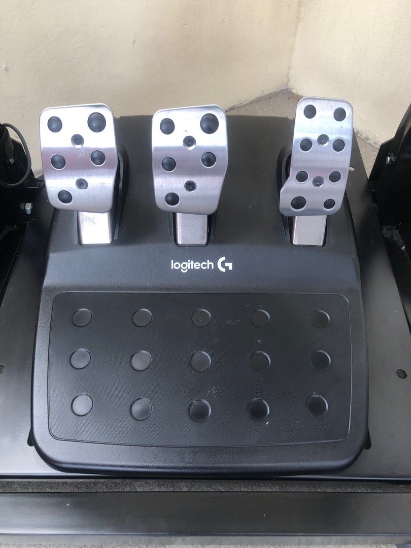 Complete Logitech G920 (wheel, pedals, shifter and stand), Video Gaming ...