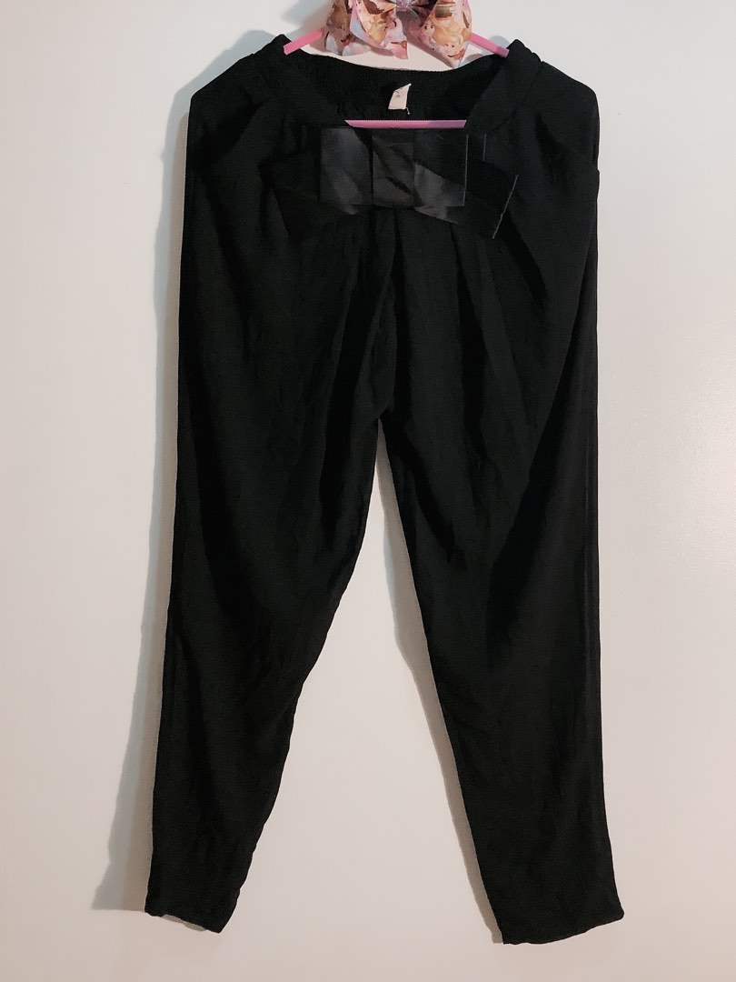 Cute Bow Bottom Pants, Women's Fashion, Bottoms, Other Bottoms on Carousell