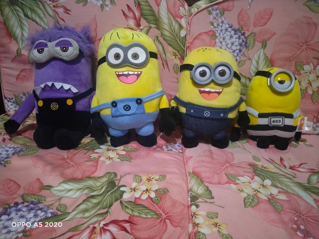 DESPICABLE ME BUNDLE, Hobbies & Toys, Toys & Games on Carousell