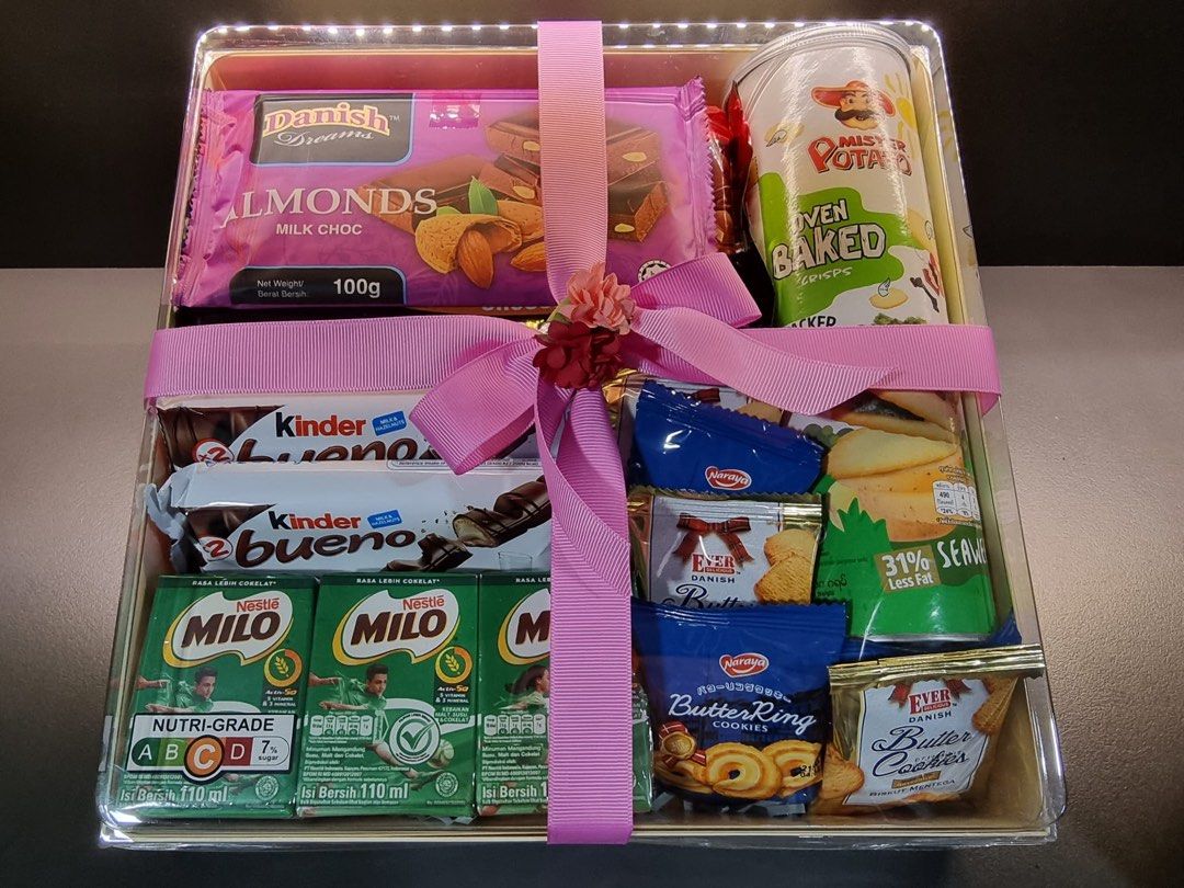 FREE DELIVERY Halal care pack snack hamper, Food & Drinks, Gift Baskets ...