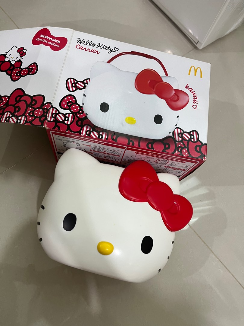 Hello Kitty Carrier, Hobbies & Toys, Collectibles & Memorabilia, Fan ...