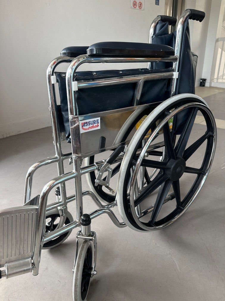 Hospital Wheelchair- used only two weeks, Health & Nutrition, Assistive ...